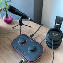 Dvon ACT 9090U Professional Wireless Microphone - Gopandy Musical